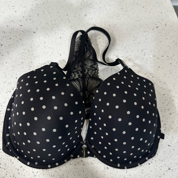 Victoria's Secret | Intimates & Sleepwear | Victorias Secret Demi 32ddd ...